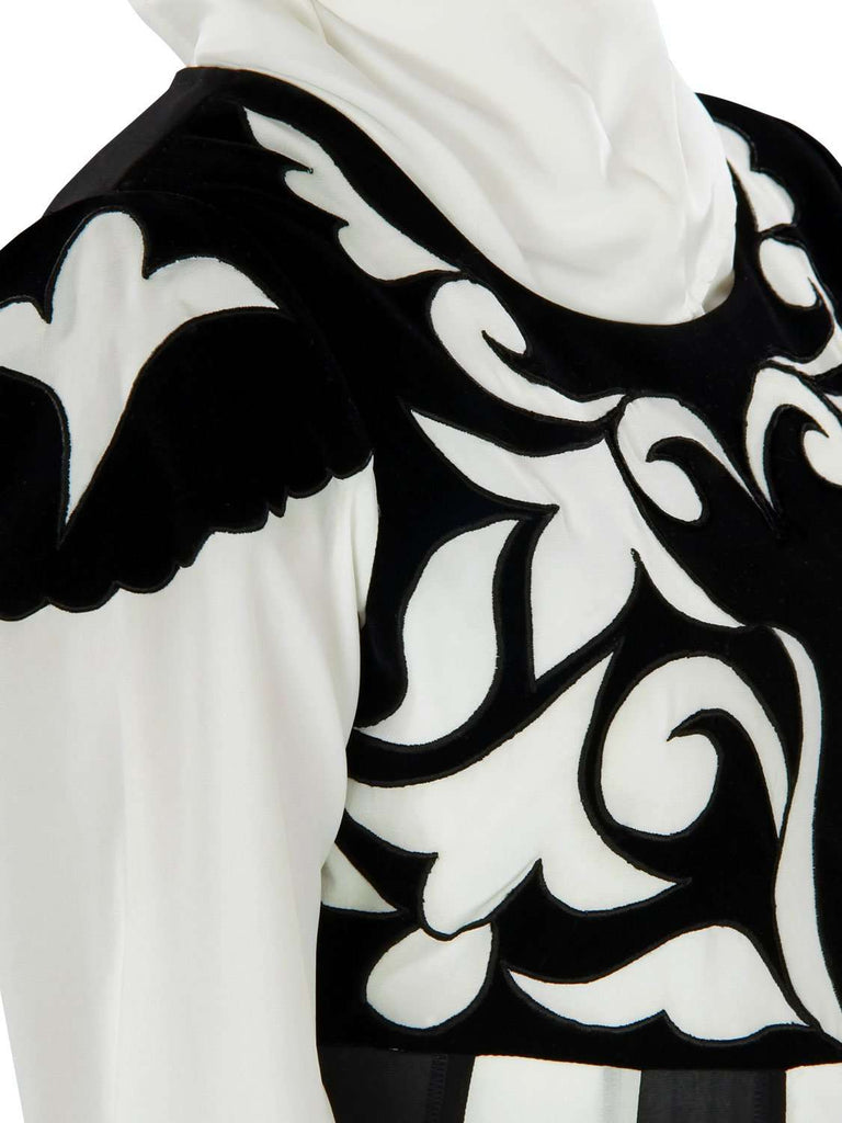 Buy Shurafa Abaya Online – MyBatua.com